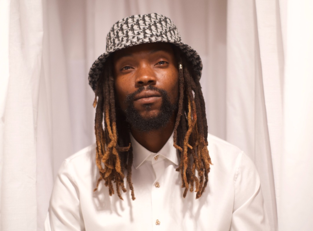 JAY ROX, SLAPDEE CAUSE COMMOTION - New Zambia